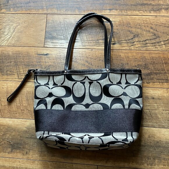 Coach | Bags | Coach Shoulder Bag Coach Tote In Signature Black ...